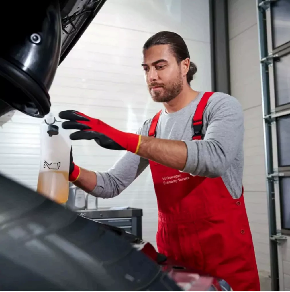 Vehicle Servicing and Maintenance | VWFS UK